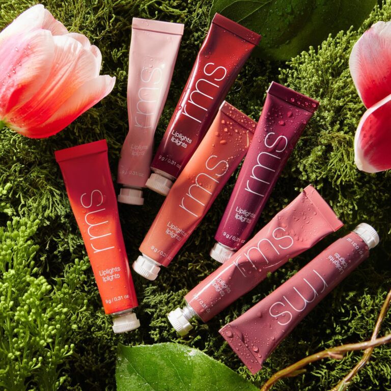 12 Zero Waste Makeup Brands For a Flawless, Plastic-Free Look - Greenify Me